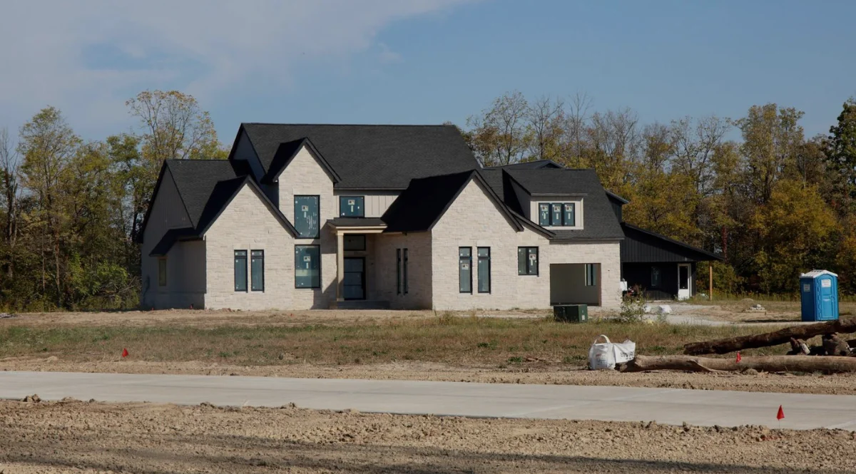 Builder’s Guide for New Lot Owners: Essential Tips & Steps